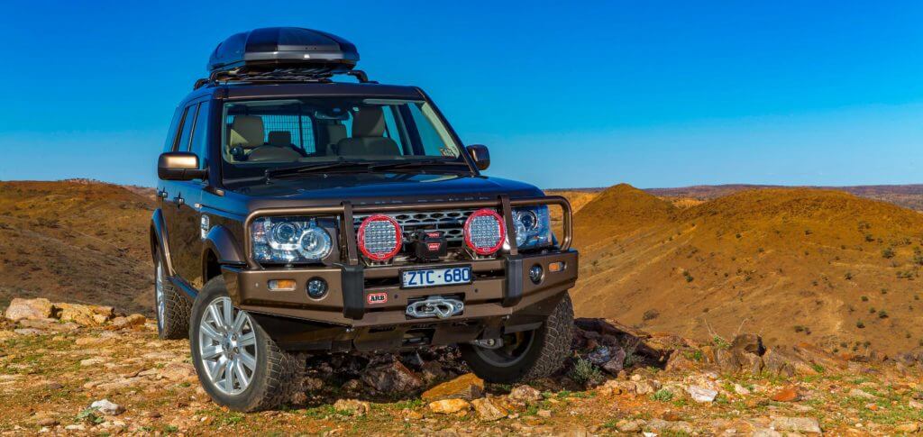 ARB 4x4 Accessories Deluxe Bull Bar | Advanced 4x4 Protection