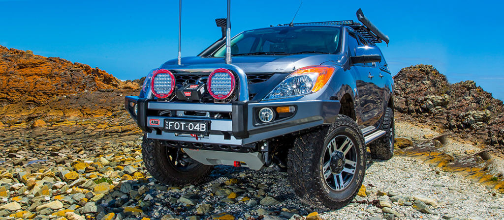 Deluxe Sahara Bull Bar | ARB 4x4 Accessories 4x4 Protection